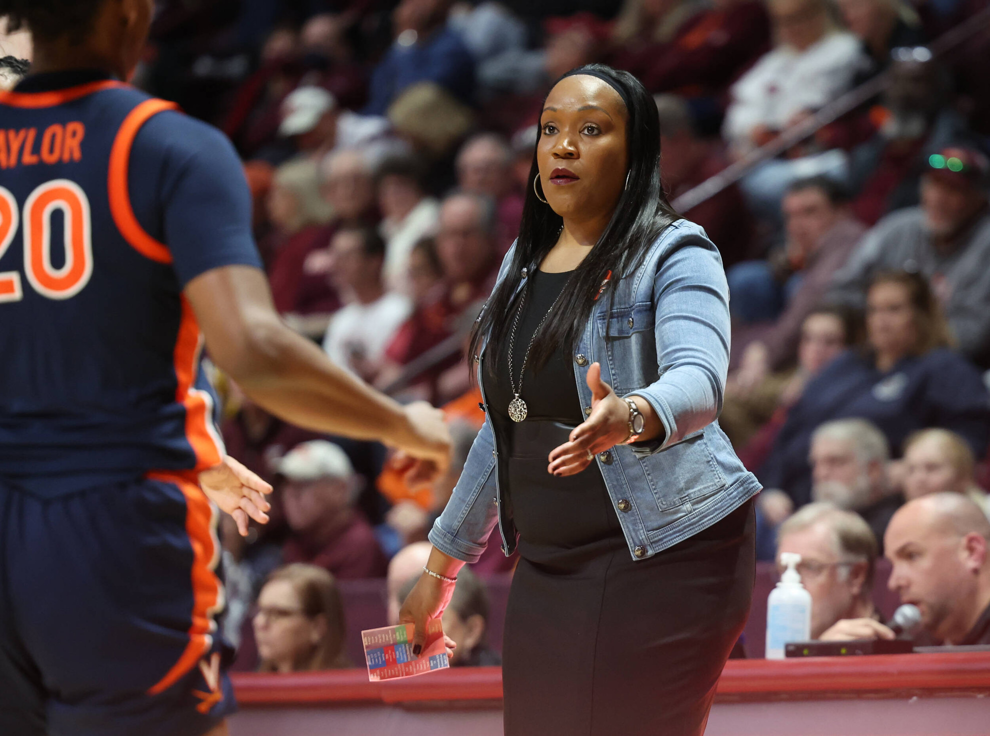WBB Post Game at VT – Coach Mox & Camryn Taylor - Virginia Cavaliers ...