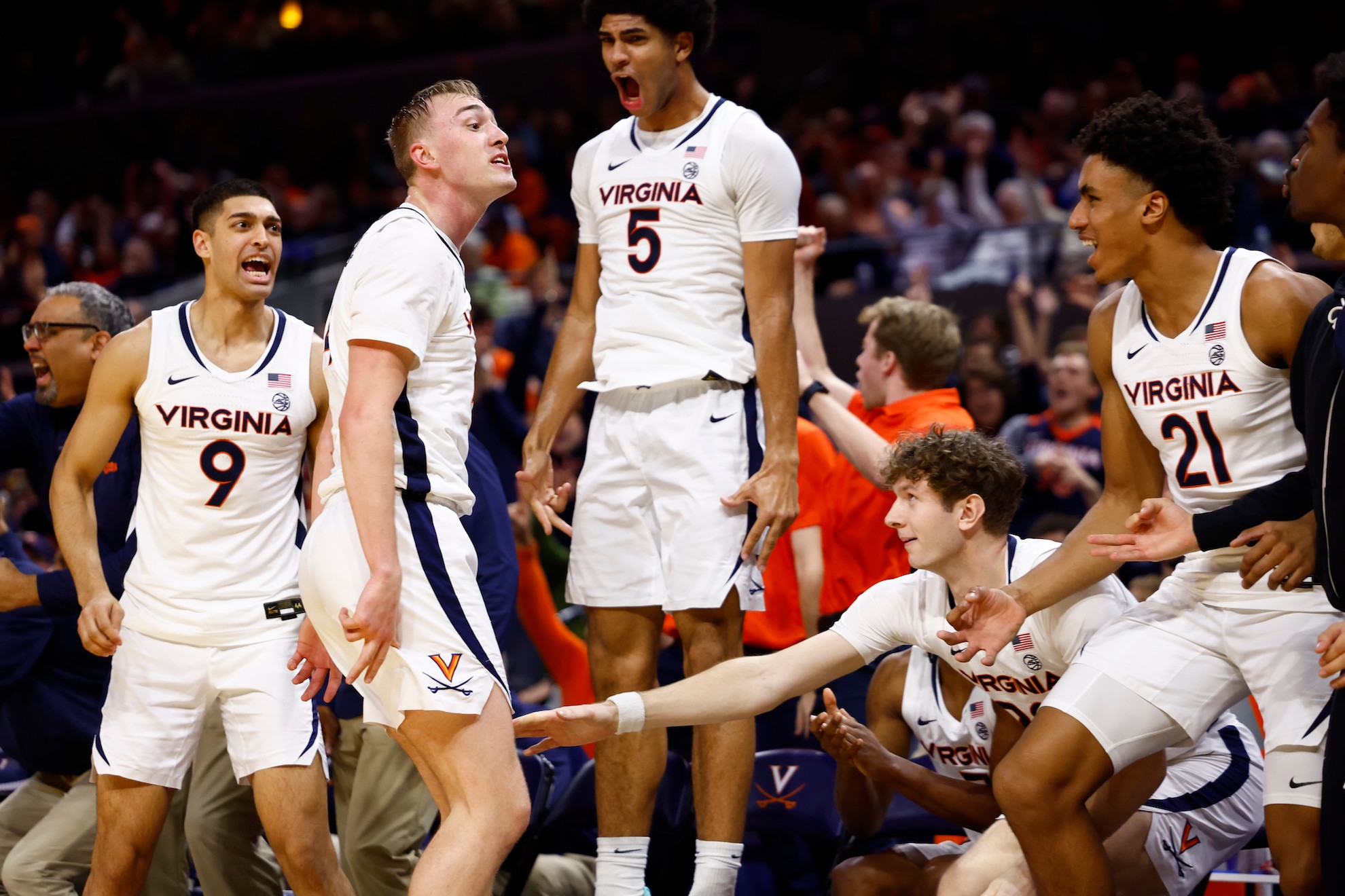 Virginia Hosts SMU Late Wednesday Night - Virginia Cavaliers Official ...