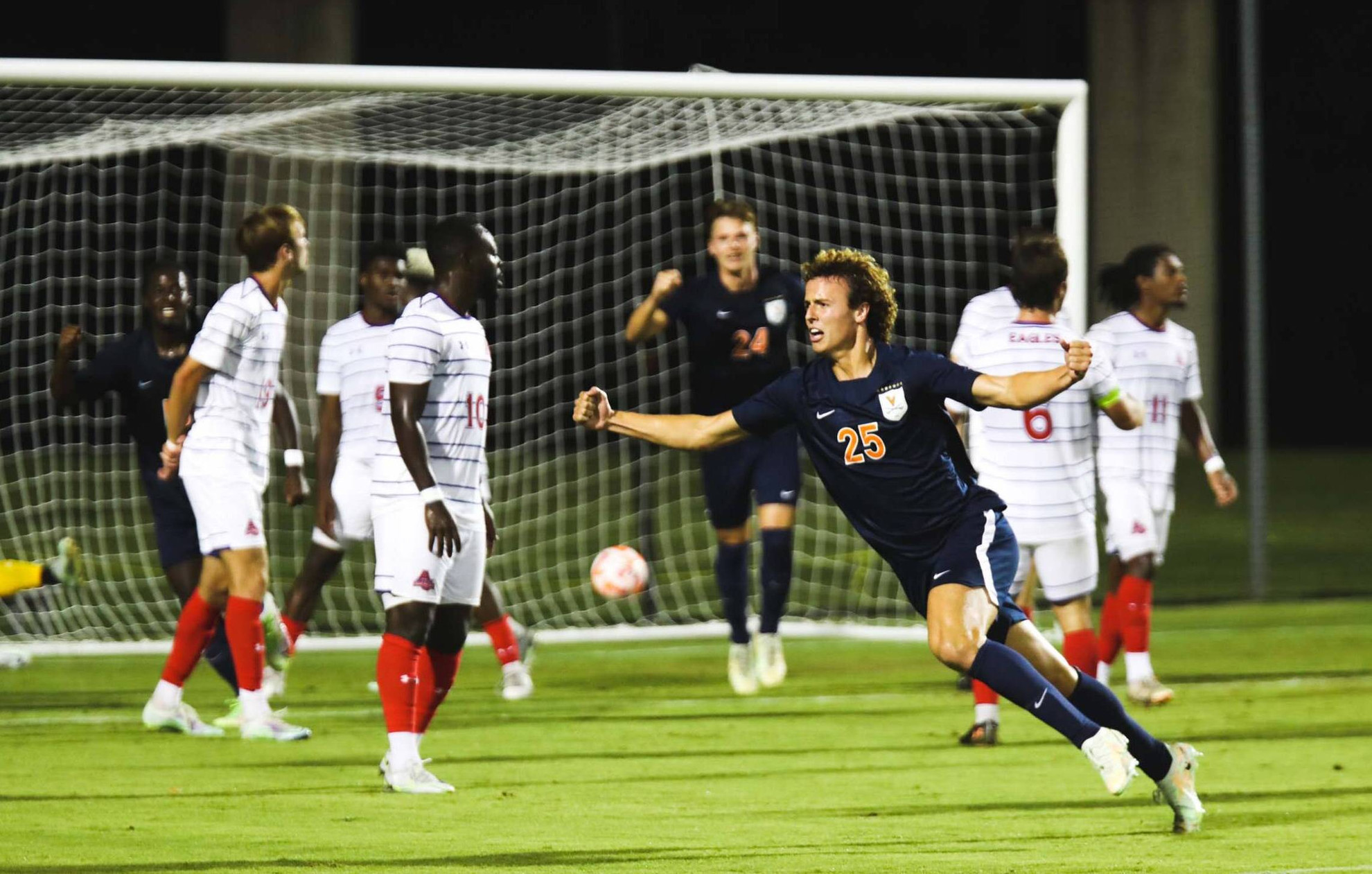 Photo Gallery: Men’s Soccer vs American - Virginia Cavaliers Official ...