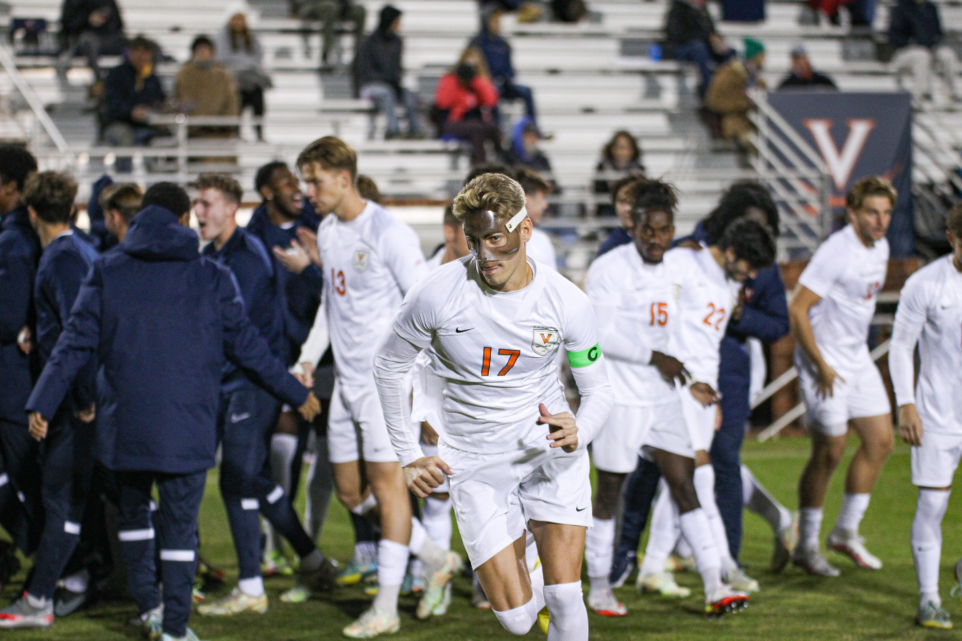 Photo Gallery : Men’s Soccer vs Hofstra - Virginia Cavaliers Official ...