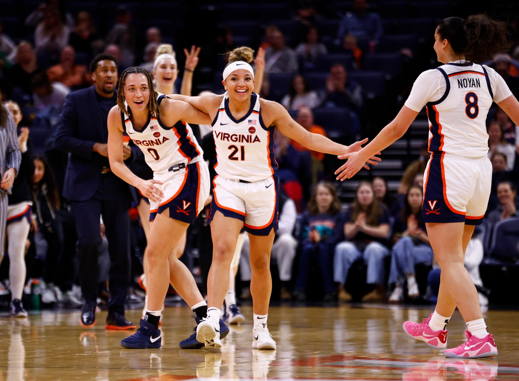 Johnson Reaches 1,000 Career Points in 89-69 Win Over Stanford ...