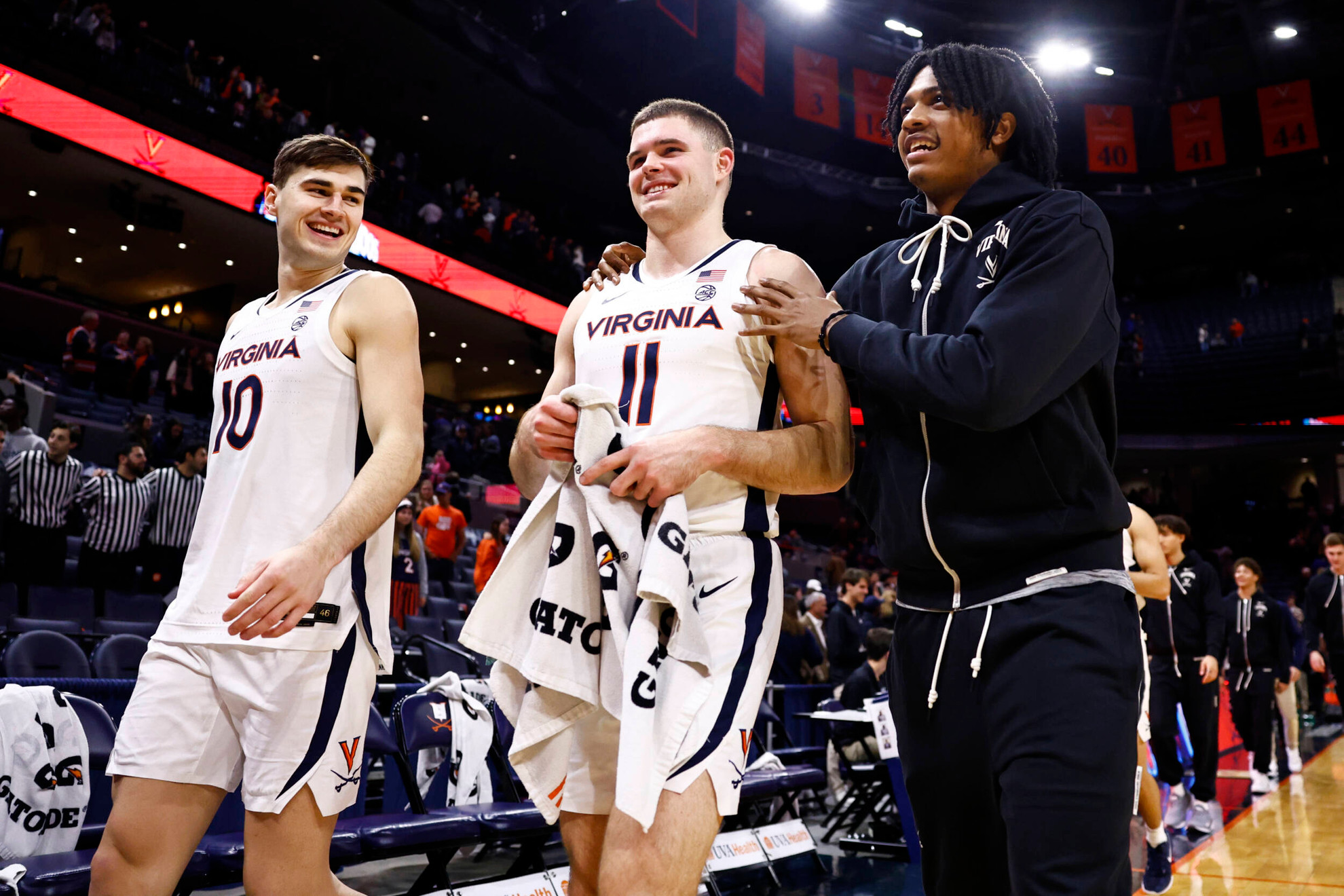 Men’s Basketball vs Bethune-Cookman: Photo Gallery - Virginia Cavaliers ...